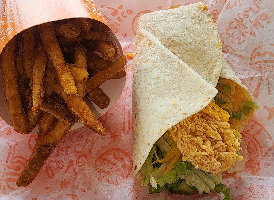 Review: Popeyes Spicy Chicken Wrap - Spicy Food Reviews (and Recipes)