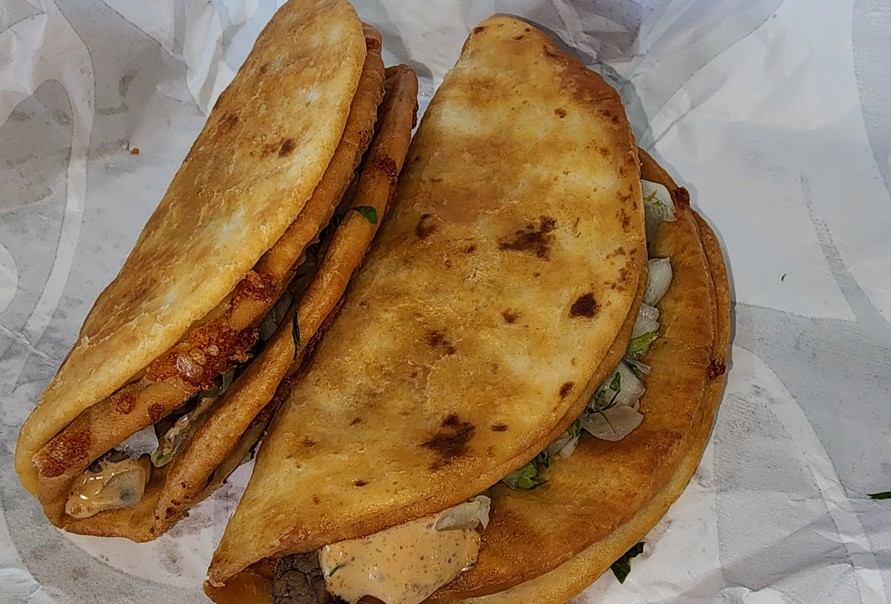 Review: Steak Cheesy Street Chalupas from Taco Bell - Spicy Food ...